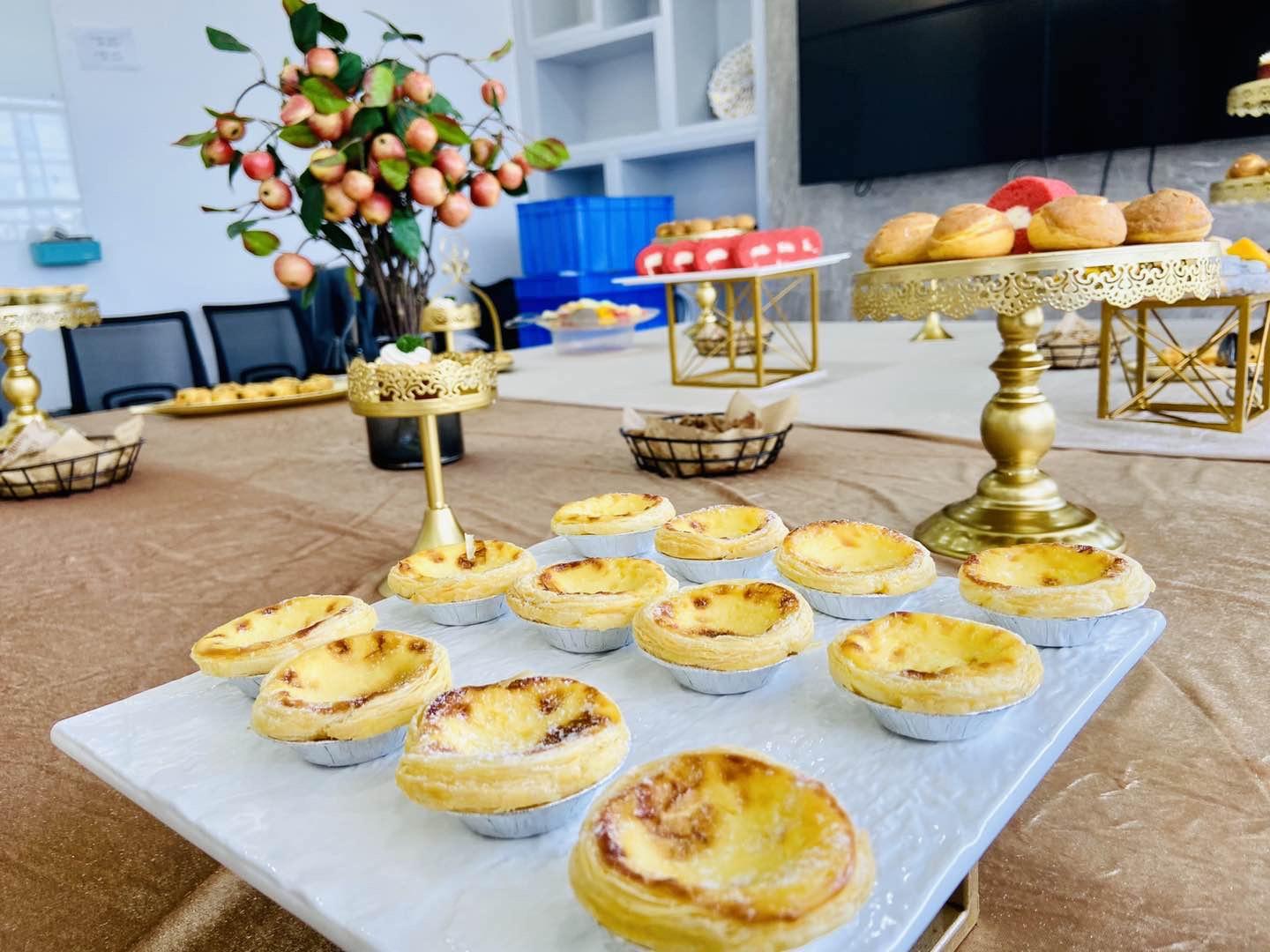 Every week we have an afternoon tea break together - aidriving